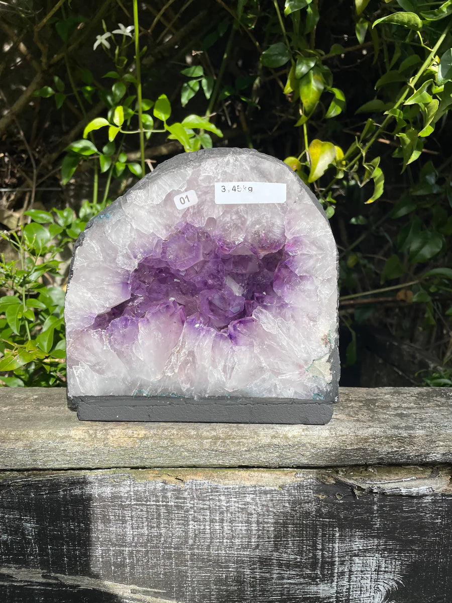 Crystal Geodes | Amethyst Caves – Daughters And Co Crystals