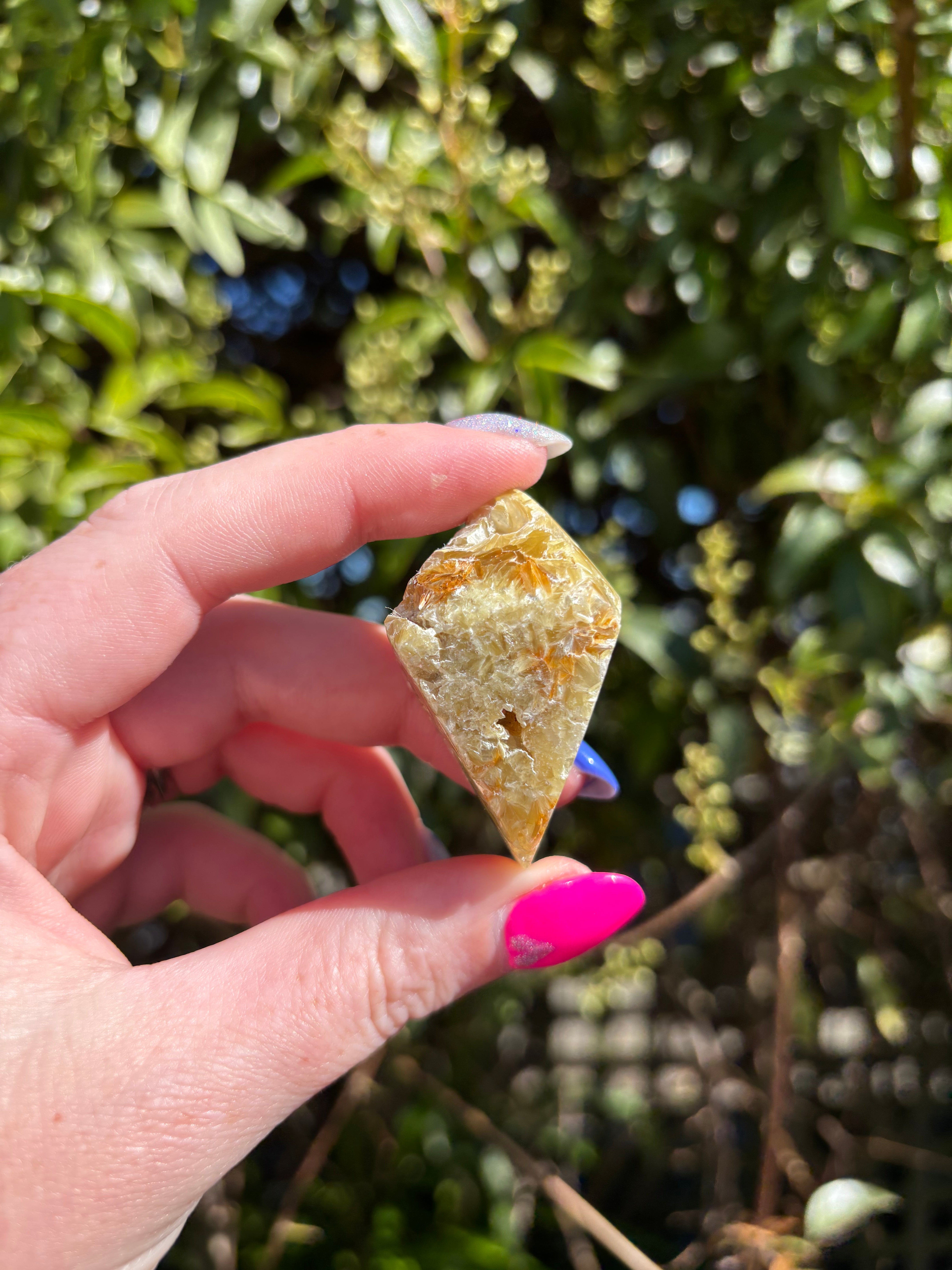 Golden Mica Free Form A – Daughters And Co Crystals