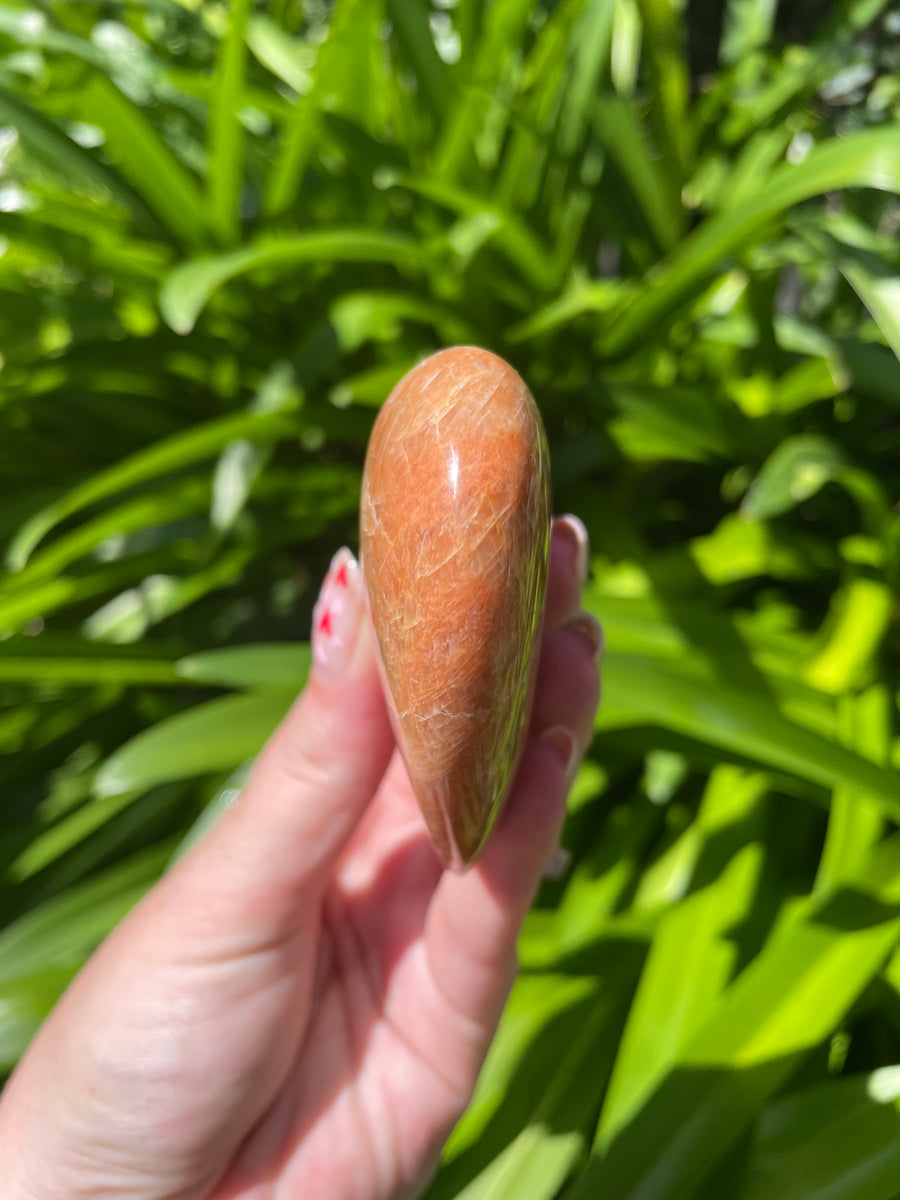 Peach Moonstone Heart B – Daughters And Co Crystals